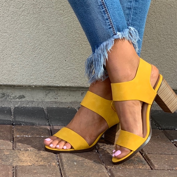 Boutique | Shoes | Nib Sunny Mustard Block Heel Casual Velcro Sandal ...